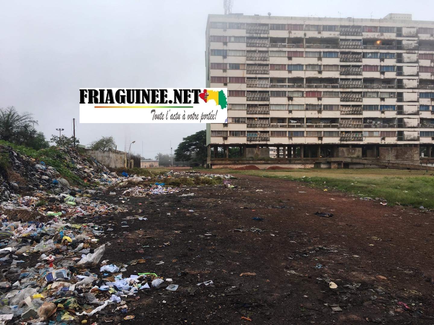 Fria : immersion dans les immeubles en décrépitude (Images) - Friaguinee